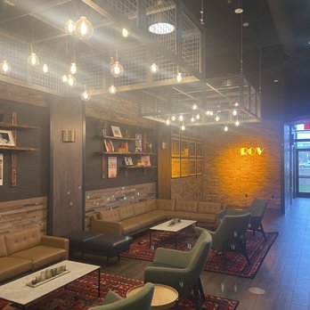 MILWAUKEE IMPROV - Updated September 2024 - 115 Photos & 62 Reviews ...