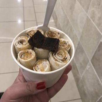 YOLO ROLLO ICE CREAM - Updated April 2025 - 23 Photos & 12 Reviews ...