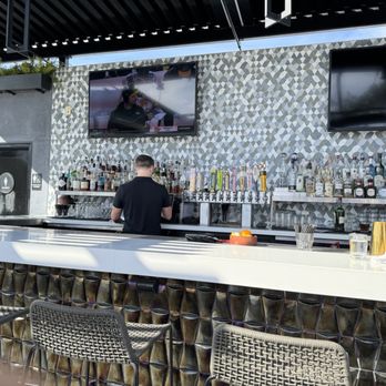 264 FRESCO - Updated June 2024 - 1754 Photos & 2112 Reviews - 264 Carlsbad Village Dr, Carlsbad ...