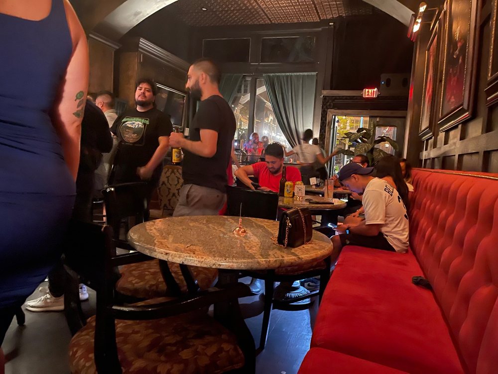 ATLAS BAR - Updated October 2025 - 140 Photos & 121 Reviews - 408 N ...