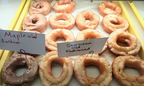 SUNRISE DONUTS CAFE & BAKERY - Updated August 2025 - 54 Photos - 14 ...