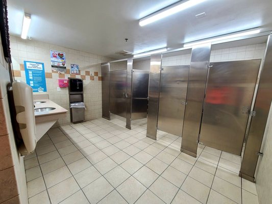 SAPP BROS. PETROLEUM - Updated August 2025 - 23 Photos & 11 Reviews ...