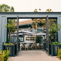 THE HENRY - Updated September 2024 - 2920 Photos & 2303 Reviews - 4455 ...