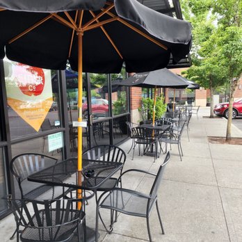 FRONT ROW BAR & GRILL - Traditional American Restaurant at 7159 NE ...