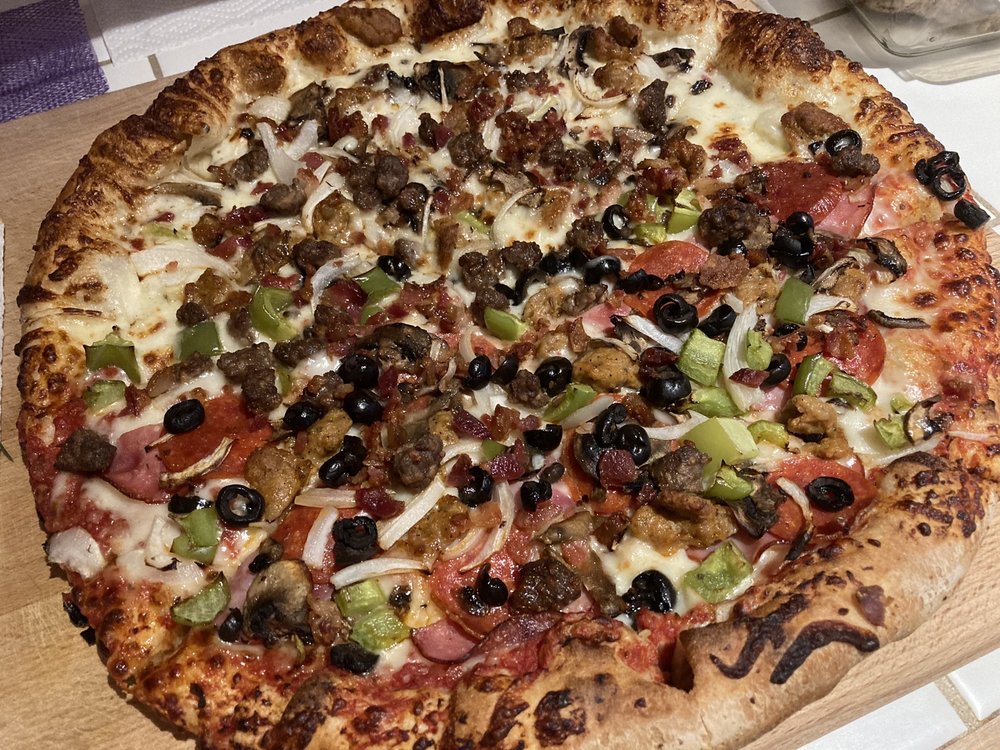RED PEPPER PIZZERIA - DUVALL - Updated 2024 - 66 Photos & 145 Reviews ...