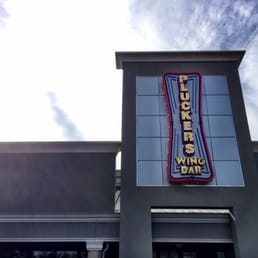 PLUCKERS - Updated July 2025 - 659 Photos & 1309 Reviews - 5500 ...