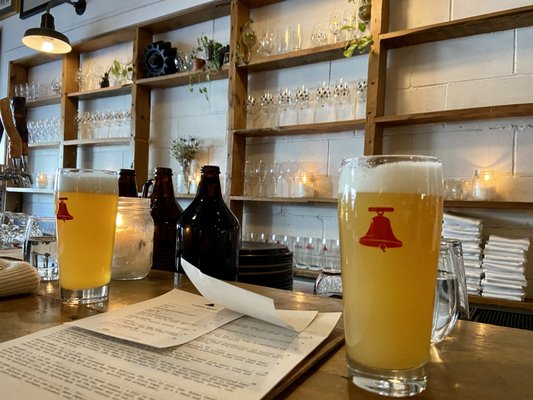 BELLWOODS BREWERY - 394 Photos & 355 Reviews - 124-126 Ossington Avenue ...