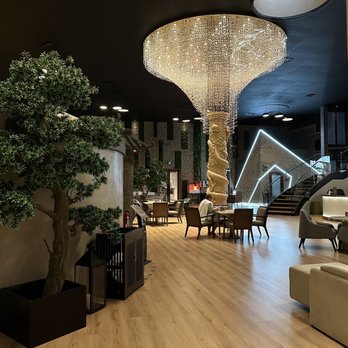 GO PLACE - Updated December 2025 - 719 Photos & 128 Reviews - 3275 ...