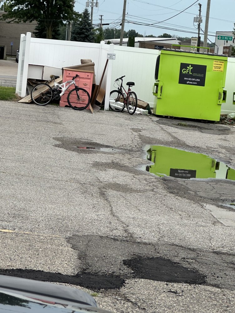 GFL ENVIRONMENTAL - Updated December 2025 - 90 Reviews - 26999 Central ...