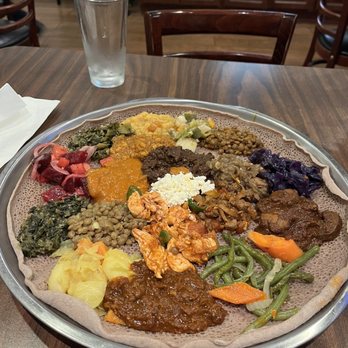 AXUM ETHIOPIAN RESTAURANT CHICAGO - Updated November 2024 - 57 Photos ...