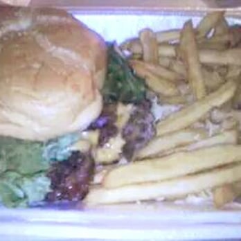 TREEHOUSE TRUCK - Updated April 2024 - 103 Photos & 92 Reviews ...