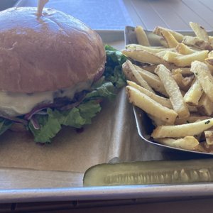 MAPLE LANDING - 440 Photos & 395 Reviews - 5855 Maple Ave, Dallas, TX ...