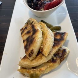 LILY AND LIAM BISTRO - Updated July 2025 - 386 Photos & 320 Reviews ...