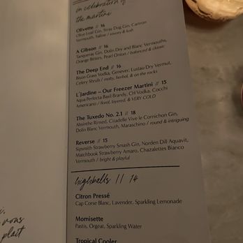 BISOUS - Updated December 2024 - 99 Photos & 43 Reviews - 938 W Fulton ...