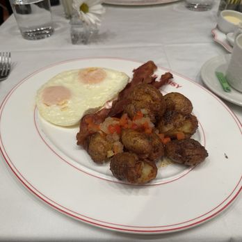 LITTLE DAISY - Updated December 2025 - 163 Photos & 51 Reviews - 1401 ...