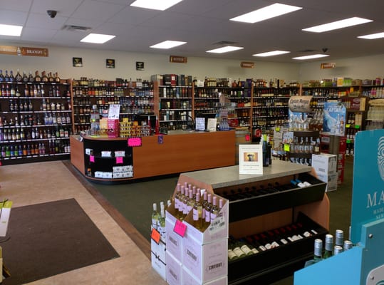 GATEWAY WINE & LIQUOR - Updated May 2026 - 10 Lg Plaza Rd, Lake George ...