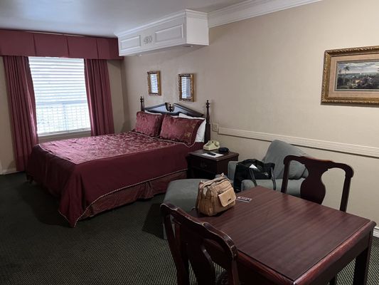 EDGEWATER INN - Updated January 2026 - 50 Photos & 18 Reviews - 1936 ...