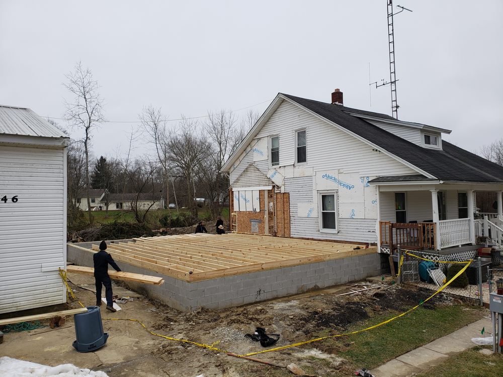 THE BEARDED CARPENTER - Updated July 2025 - 8430 Mayfield Rd ...