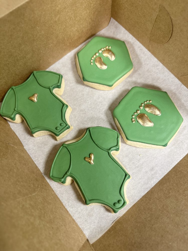 ICED - Updated October 2024 - 470 Photos & 16 Reviews - 4131 N Rockwell ...