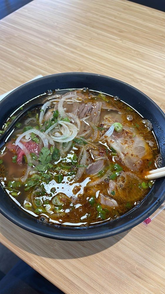 PHO HAN - 13 Photos - 2001 Centre Street N, Calgary, Alberta ...