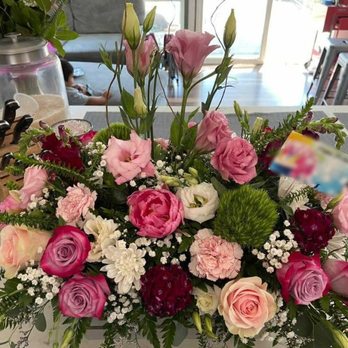 ARIS FLOWER SHOP - Updated May 2025 - 216 Photos & 21 Reviews - 1812 ...