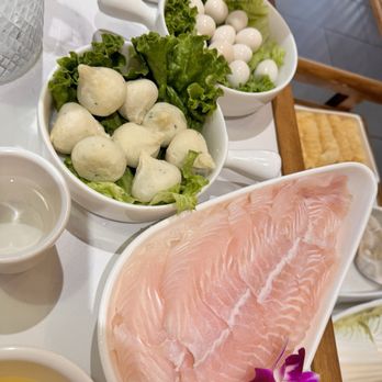 QIAO LIN HOTPOT - BOSTON - Updated November 2024 - 259 Photos & 140 ...