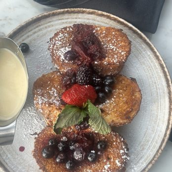 LIGHTHOUSE ROOFTOP - Updated May 2024 - 309 Photos & 96 Reviews - 45-15 ...