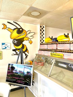 YELLOW JACKET HOT DOGS - Updated September 2025 - 76 Photos & 89 ...