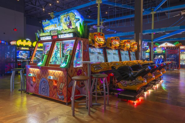 MAIN EVENT AVONDALE - Updated December 2025 - 206 Photos & 369 Reviews ...