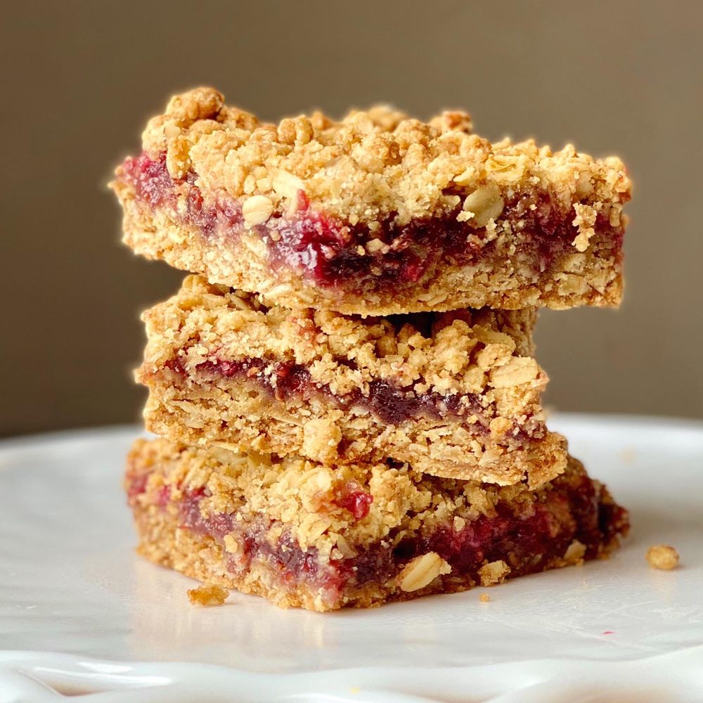 LIVIN THE PIE LIFE - Updated 2024 - 280 Photos & 243 Reviews - 2166 N ...