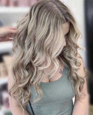 FLYING SCISSORS SALON & SPA - Updated September 2025 - 57 Photos & 62 ...