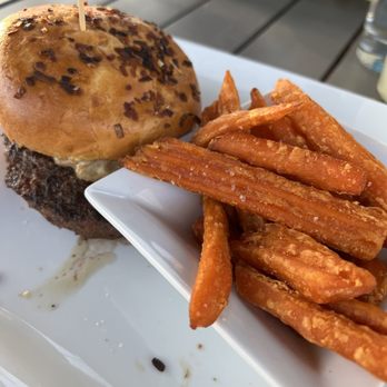 BLU BURGER GRILLE - Updated January 2026 - 202 Photos & 415 Reviews ...