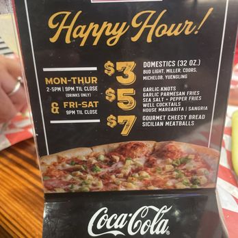 THE HEIGHTS PIZZERIA AND DRAFTHOUSE - Updated July 2024 - 32 Photos ...