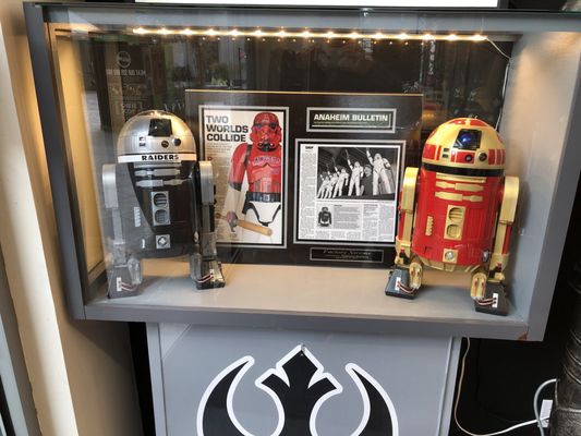 FACTORY XTREME - 64 Photos & 22 Reviews - 400 W Disney Way, Anaheim, CA ...