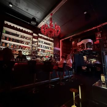 ESCONDIDO LOUNGE - Updated October 2025 - 44 Photos & 17 Reviews - 1617 ...