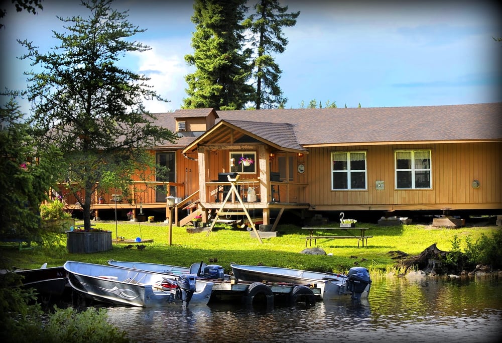 KABEELO LODGE - Updated January 2026 - KM 58 S Bay Road, Ear Falls ...