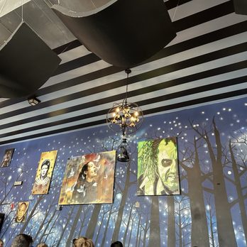 BLUE MOON TOO - Updated July 2024 - 1200 Photos & 652 Reviews - 1024 ...