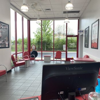 DISCOUNT TIRE AVON Updated February 2025 35 Reviews 120 Avon Village Pkwy Avon Indiana Tires Phone Number Yelp