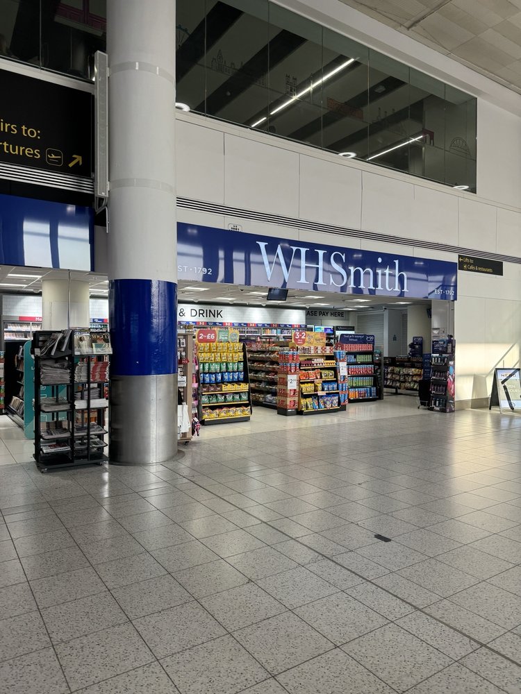 WH SMITH RETAIL - Updated April 2025 - South Terminal, Gatwick, West ...