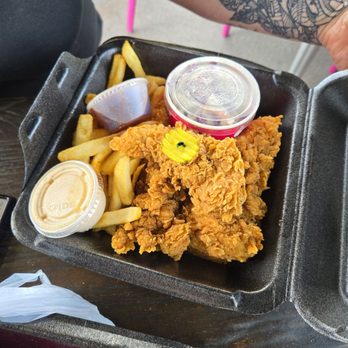 LOVEBIRD - ALMOST FAMOUS CHICKEN - Updated April 2025 - 509 Photos ...