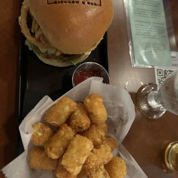 CROSSROADS KITCHEN & BAR - Updated April 2025 - 53 Photos & 31 Reviews ...