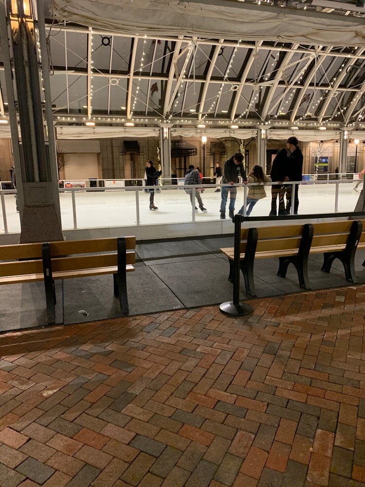 RESTON TOWN CENTER ICE RINK - Updated December 2025 - 22 Photos & 33 ...
