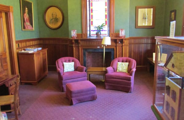 BREWSTER LADIES LIBRARY - Updated December 2025 - 30 Photos - 1822 Main ...