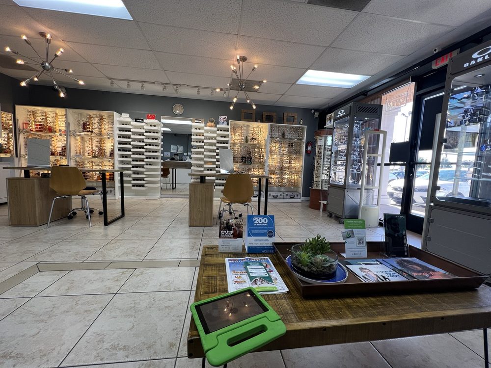 THE VISION SHOP OPTOMETRY - Updated May 2026 - 15 Photos & 67 Reviews ...
