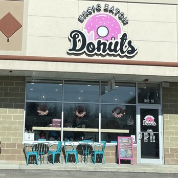 BASIC BATCH DONUTS - Updated October 2024 - 88 Photos & 85 Reviews - 206 E Main St, Milford ...