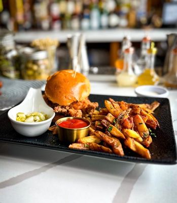 JILL’S BAR & RESTAURANT - Updated January 2026 - 78 Photos & 31 Reviews ...