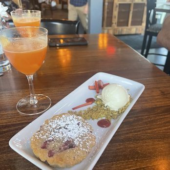 POSTERO - Updated December 2025 - 381 Photos & 342 Reviews - 401 N Main ...