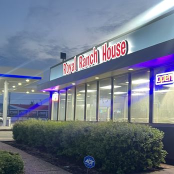 ROYAL RANCH HOUSE - Updated November 2025 - 31 Photos & 10 Reviews ...