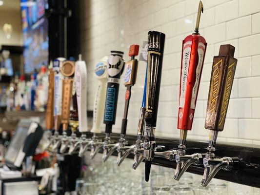 STATION 101 PUB & KITCHEN - Updated November 2025 - 303 Photos & 396 ...