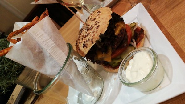 1885 DIE BURGER BREMEM - 36 Photos & 42 Reviews - Pelzerstr. 8, Bremen ...